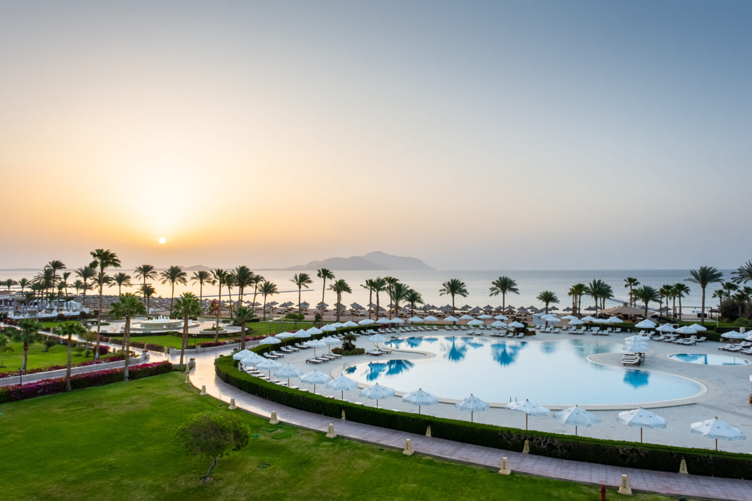Contact Us | Baron Hotels